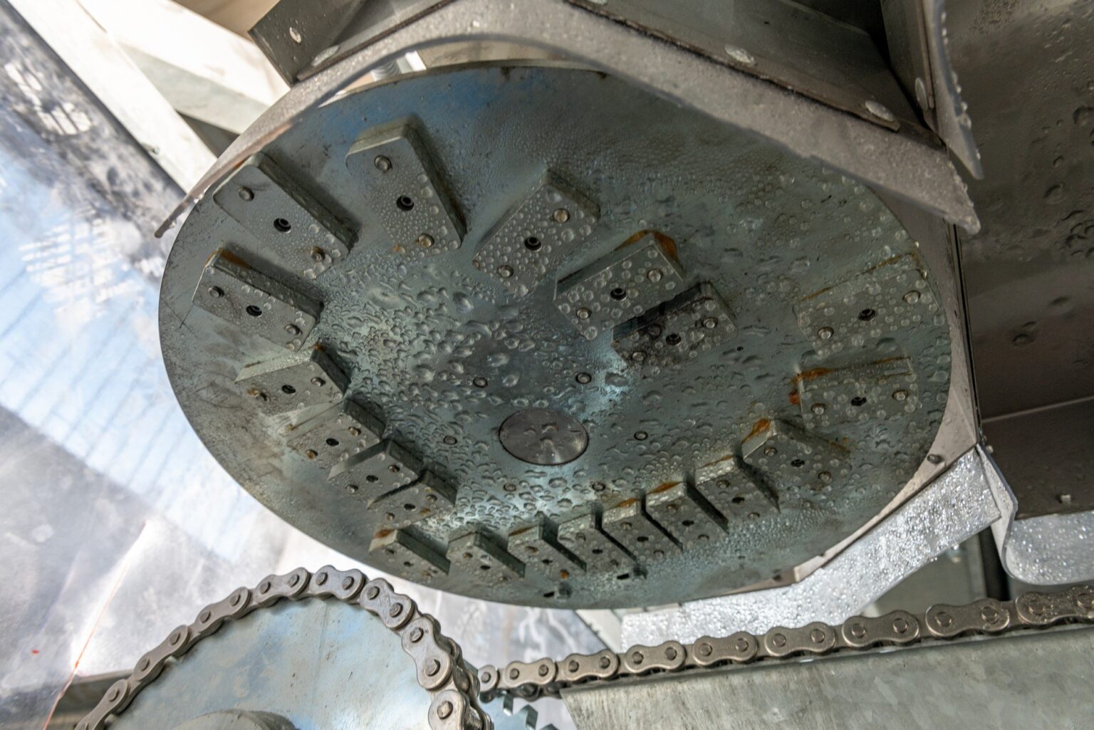 Maema machines that achieve rough stone finishes - Eurostone Machine USA