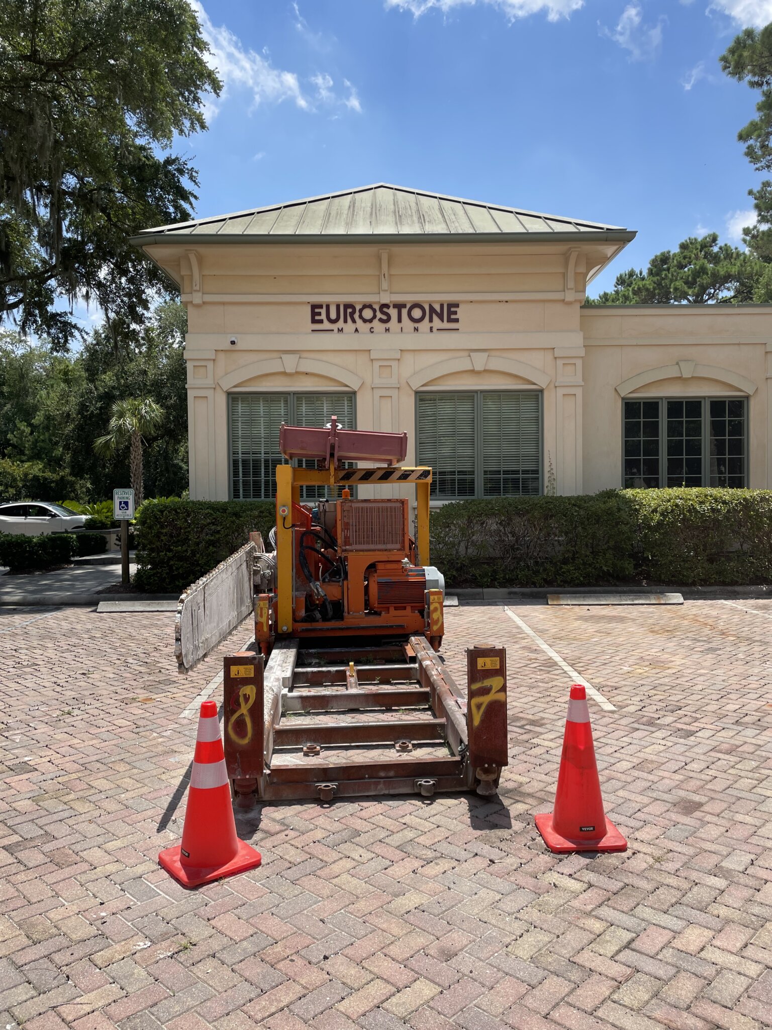 Rental Machines - Eurostone Machine USA